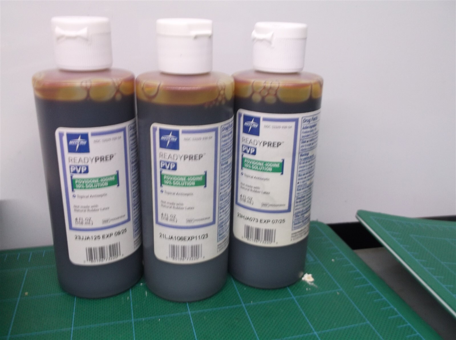 3 Medline Ready Prep PVP Povidone-Iodine 10% Solution, 4 Oz Bottles ...