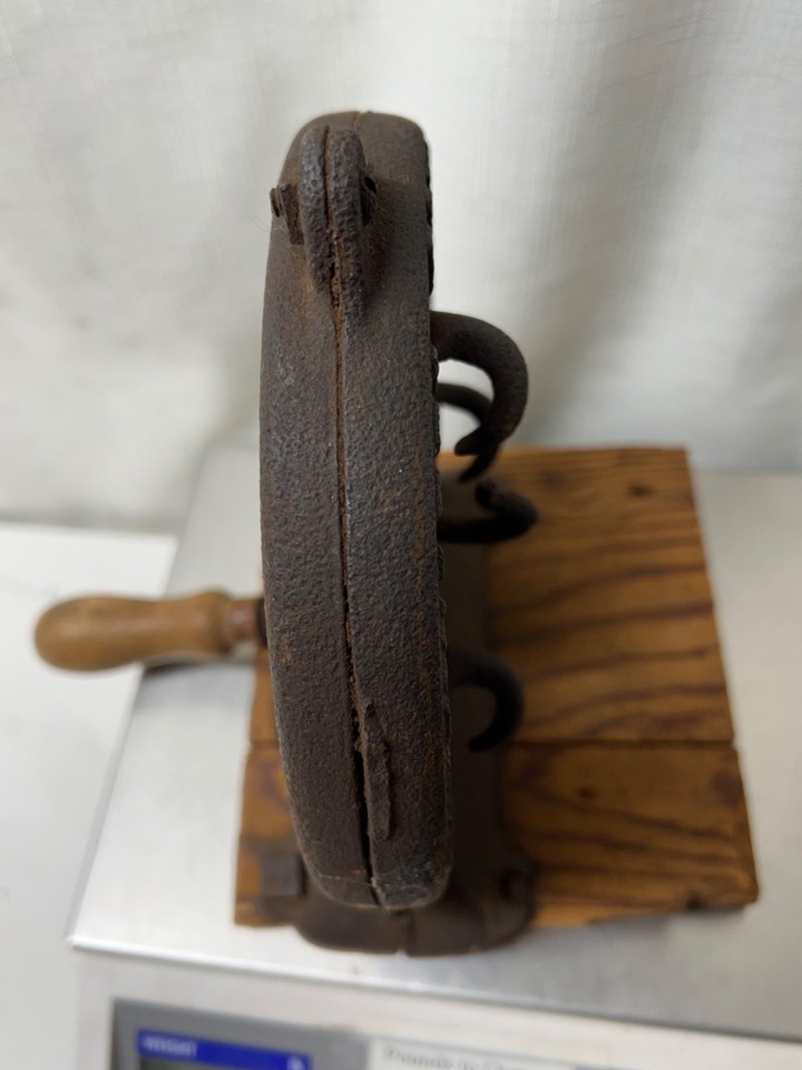 ~OLD~ ORIGINAL ESTATE FRESH CAST IRON "THE NEW-ERA ROPE MACHINE" ROPE ...