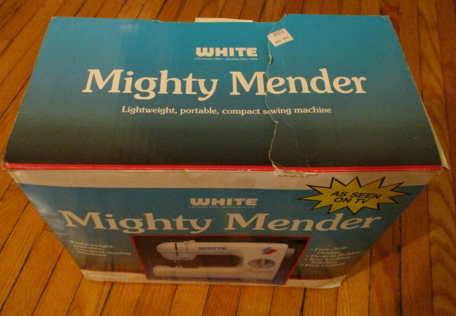 WHITE MIGHTY MENDER W100 PORTABLE SEWING MACHINE IN BOX! | eBay