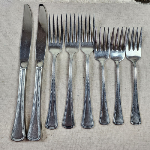 8 pc Oneida NEEDLEPOINT Beaded Artistry Stainless Forks Rogers Ltd ...
