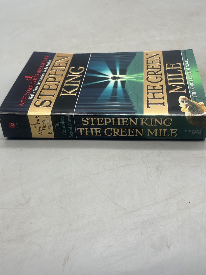 The green mile Book Stephen King paperback copyright 1996 English 465 ...