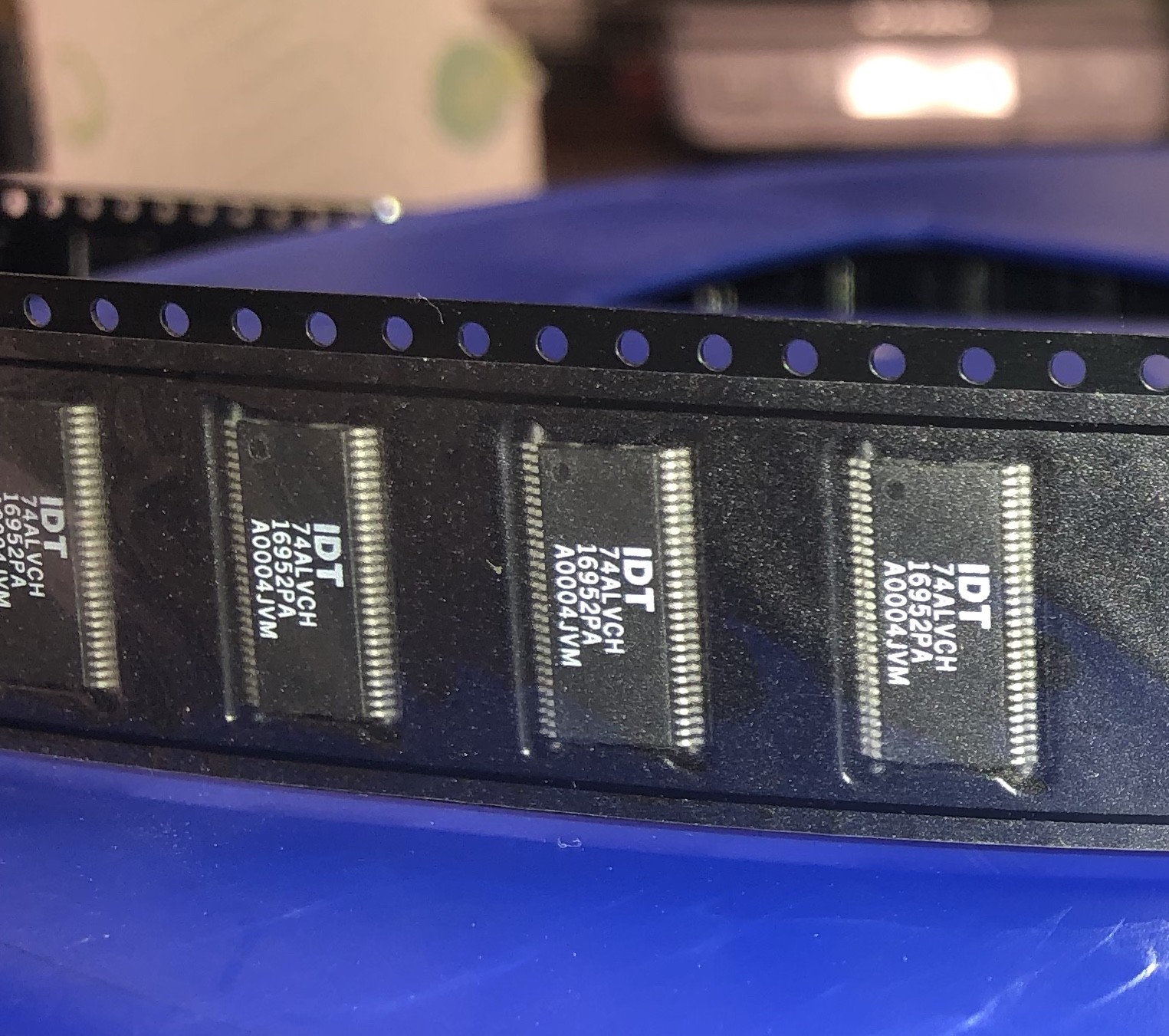 IDT 74ALVCH16952PA Non-Inverting Transceiver 56-TSSOP **NEW** Qty.5 | eBay