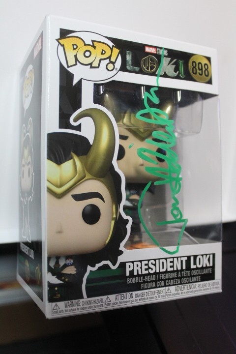 Autographed Funko Pop #898 - Marvel - Loki - Tom Hiddleston + COA | eBay