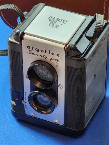 Vintage Argus Argoflex 75 75mm Camera w/Lthr Case Shutter clicks but ...