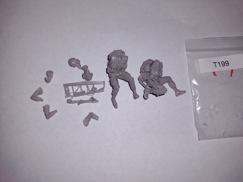 1/35 Resin Vietnam US Marines Soldiers Army in combat under fire T199 ...