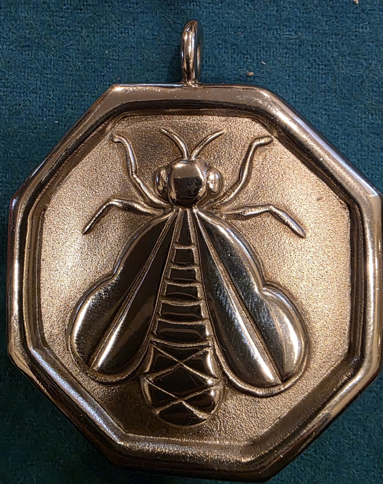 Slane and Slane Silver Bee 2.5" Statement Pendant, En… - Gem