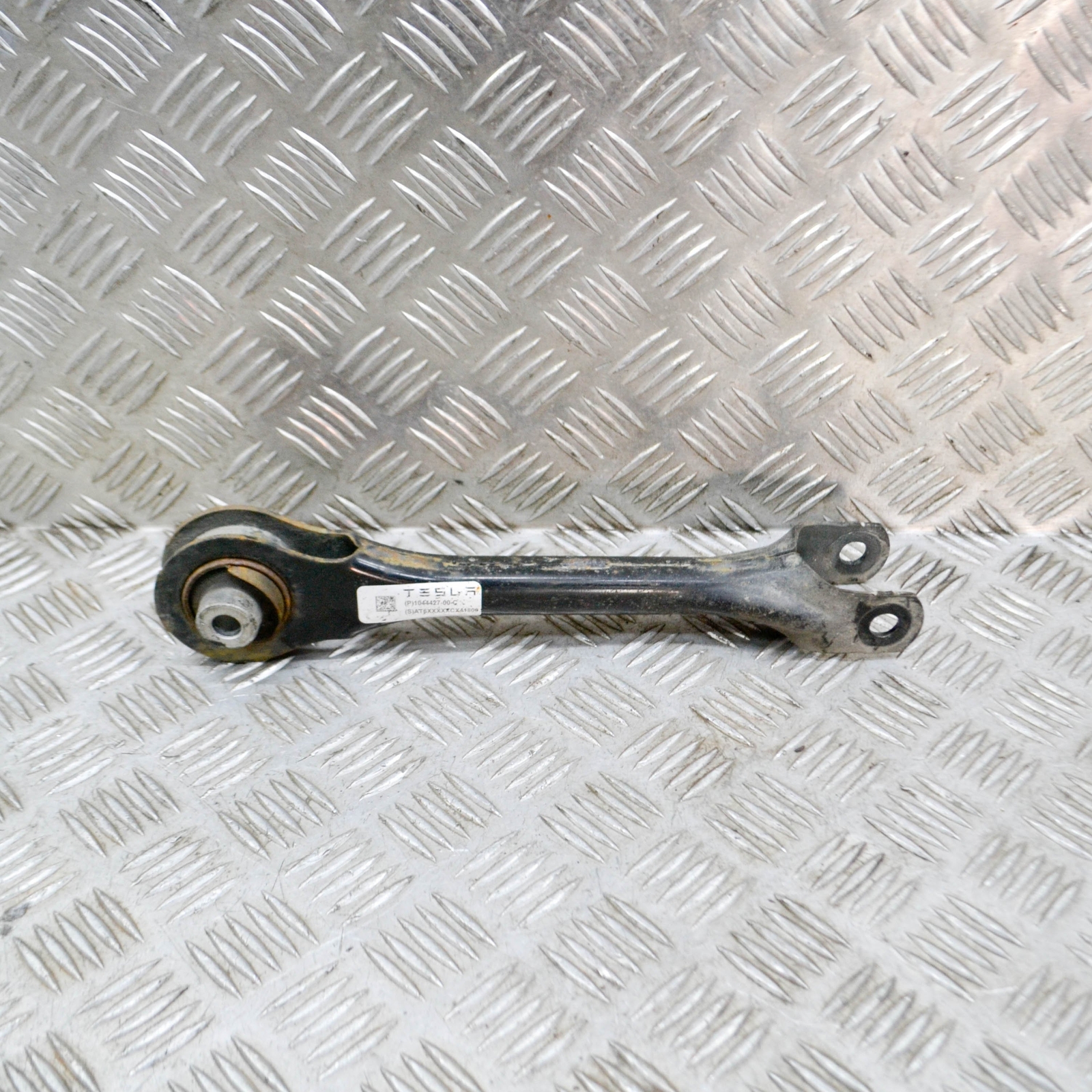 Bras triangulé arrière gauche TESLA MODEL 3 1044427-00-C Électricité ...