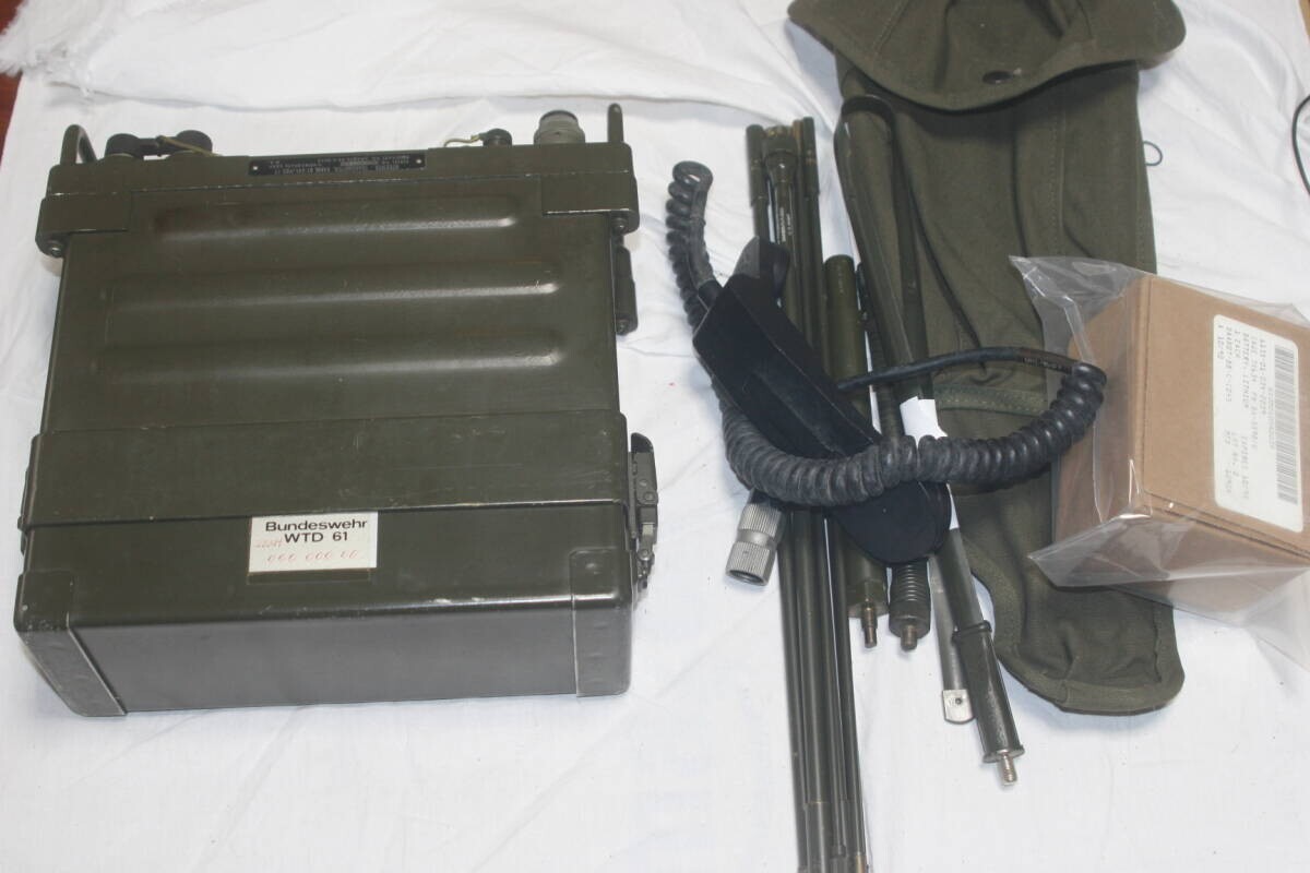 RT-841/ PRC-77 Military FM Transceiver Transmitter USA collection items ...