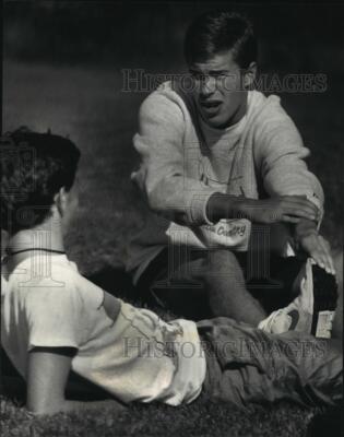 1991 Press Photo Andy Bosley gears up to race Phil Downs - mja64055 | eBay