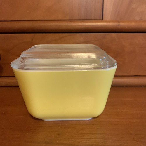 Vintage Pyrex 501-B Refrigerator dish with Ribbed Lid Yellow | eBay