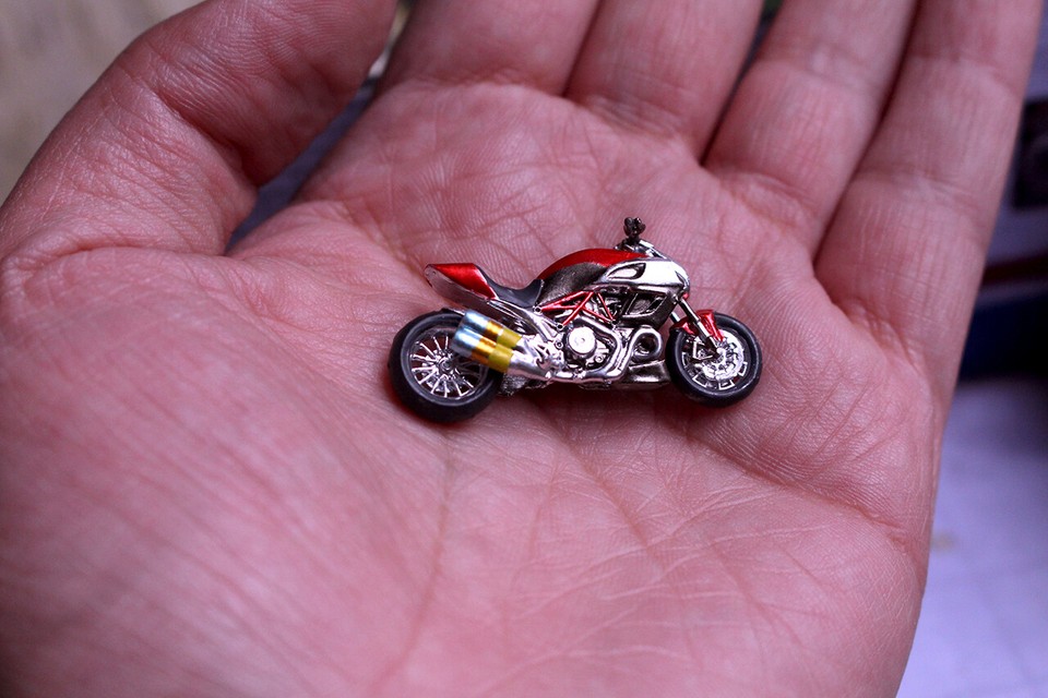 3D PRINT 1/64 motorcycle motorbike fit 1:64 figure car Mini Sand Micro ...