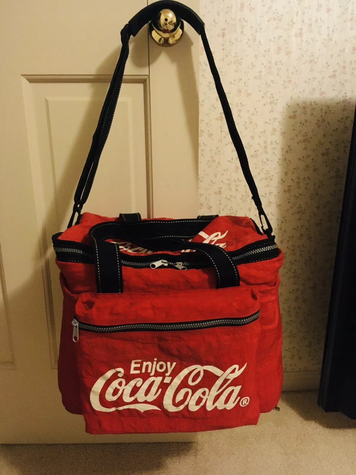 Coca-Cola Cooler Bag with Handle And Shoulder Strap Red with White Logo ...