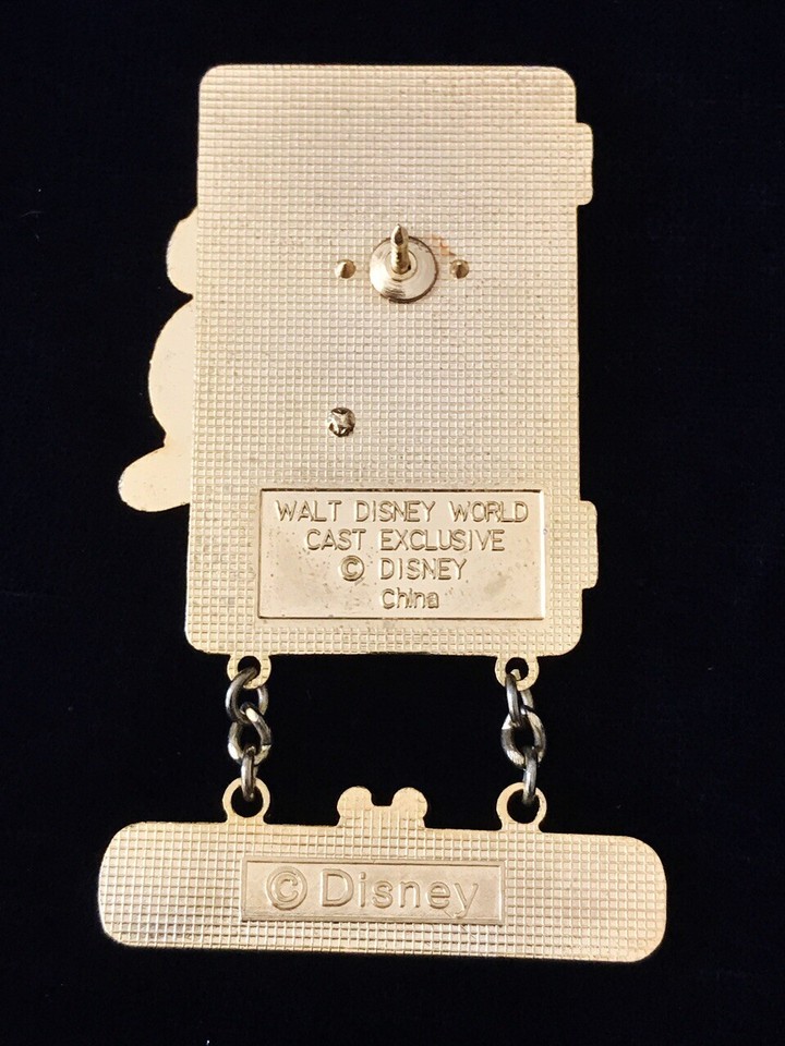 Disney WDW 2002 Salutes Cast Exclusive 3D Dangle Vacuum Housekeeping ...