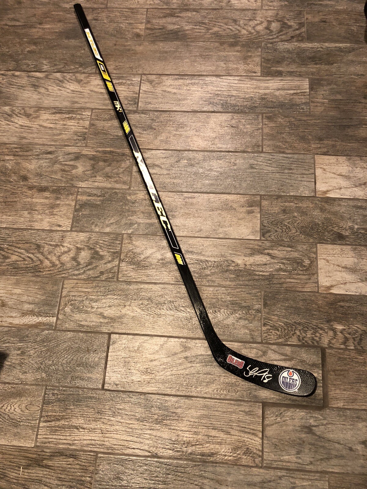 JAMES NEAL SIGNED EDMONTON OILERS F/S HOCKEY STICK RARE!! JSA COA AUTO ...