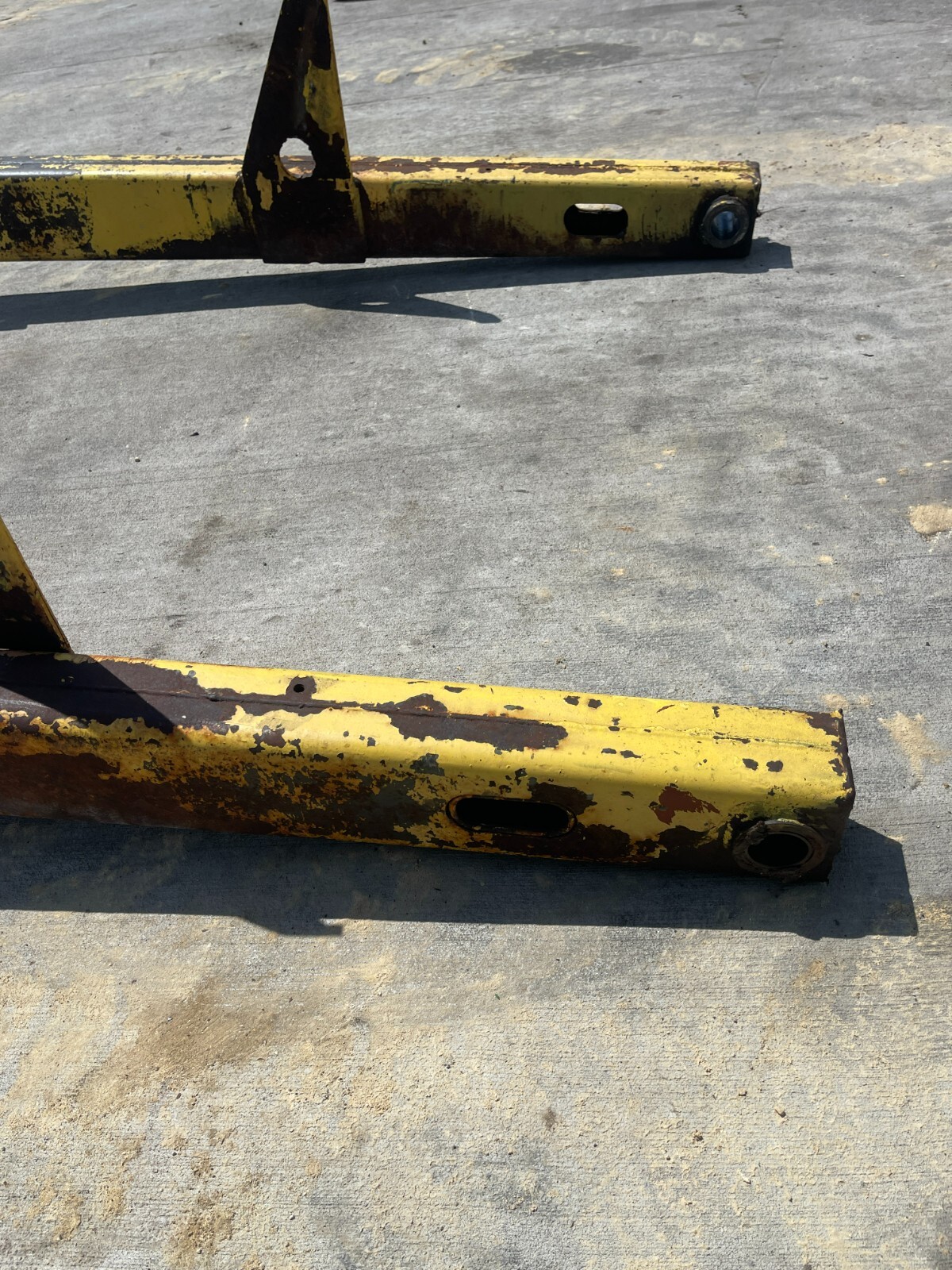 New Holland L775 Skid Steer Loader Main Frame to Loader Frame Boom ...