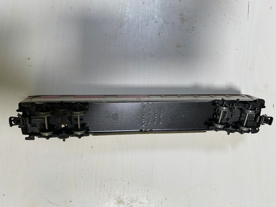 Marklin 4054 DB Speisewagen Dining Car HO Scale AC Metal in Red / Cream ...