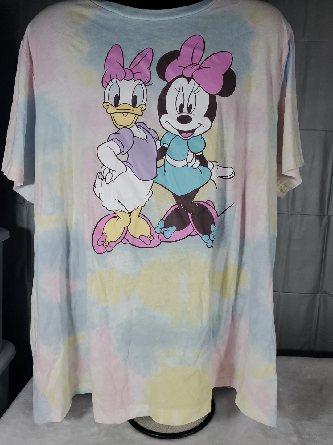 Disney's Daisy & Minnie on a pestle t shirt 3XL. #552… - Gem
