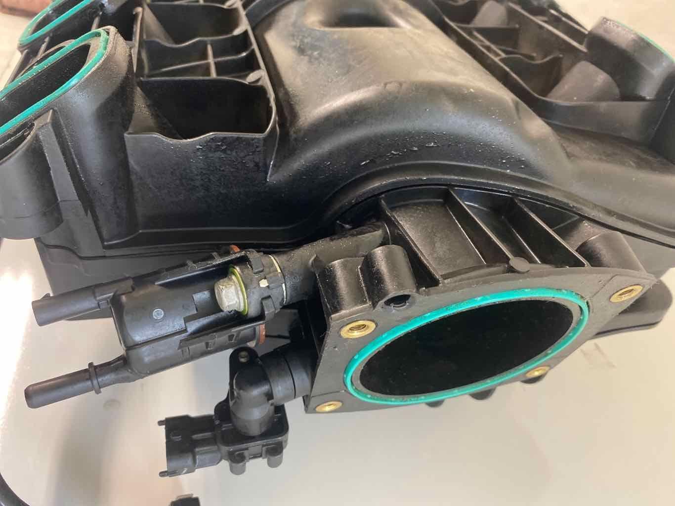 Intake Manifold CHEVY SILVERADO 1500 14 15 16 17 18 19 20 21 22 | eBay