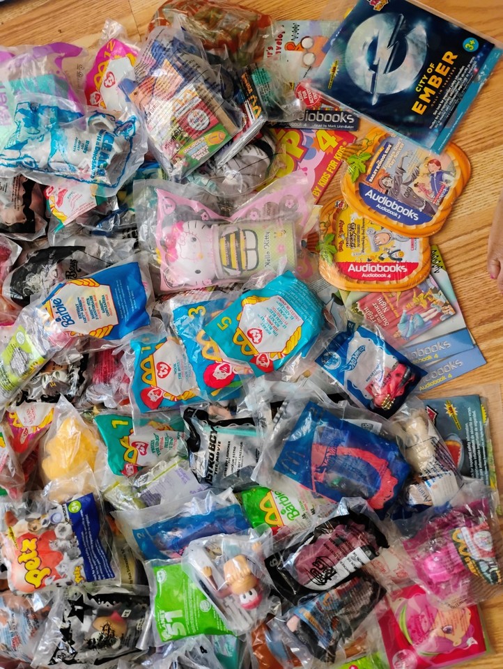 Vtg '90s-2000's McDonald's Happy Meal Toys Lot 100+ Burger King Wendys ...