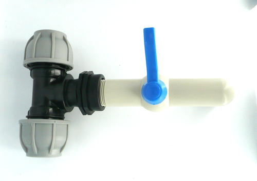 32 mm MDPE 90° TEE pipe connector to 90° Angled Spout C/W integral On ...