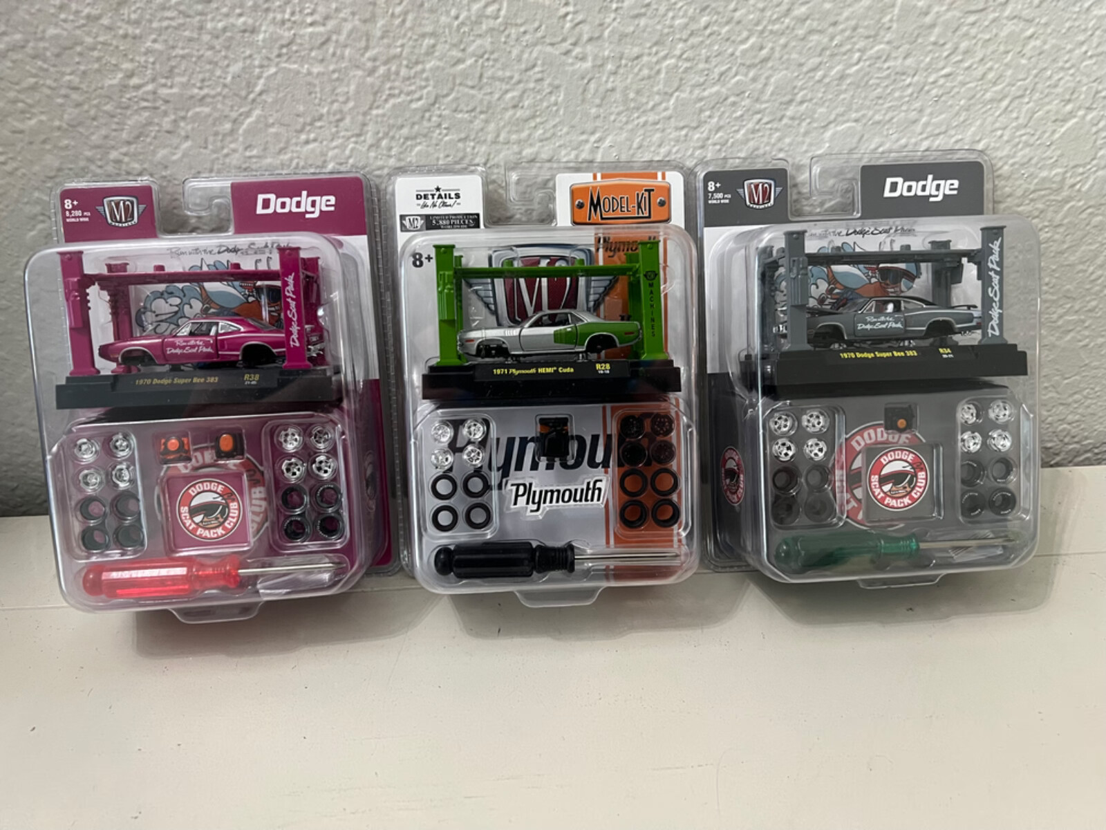 M2 Machine Model kit 1/64 scale Dodge Limited Ed. Die Cast muscle-YOU ...