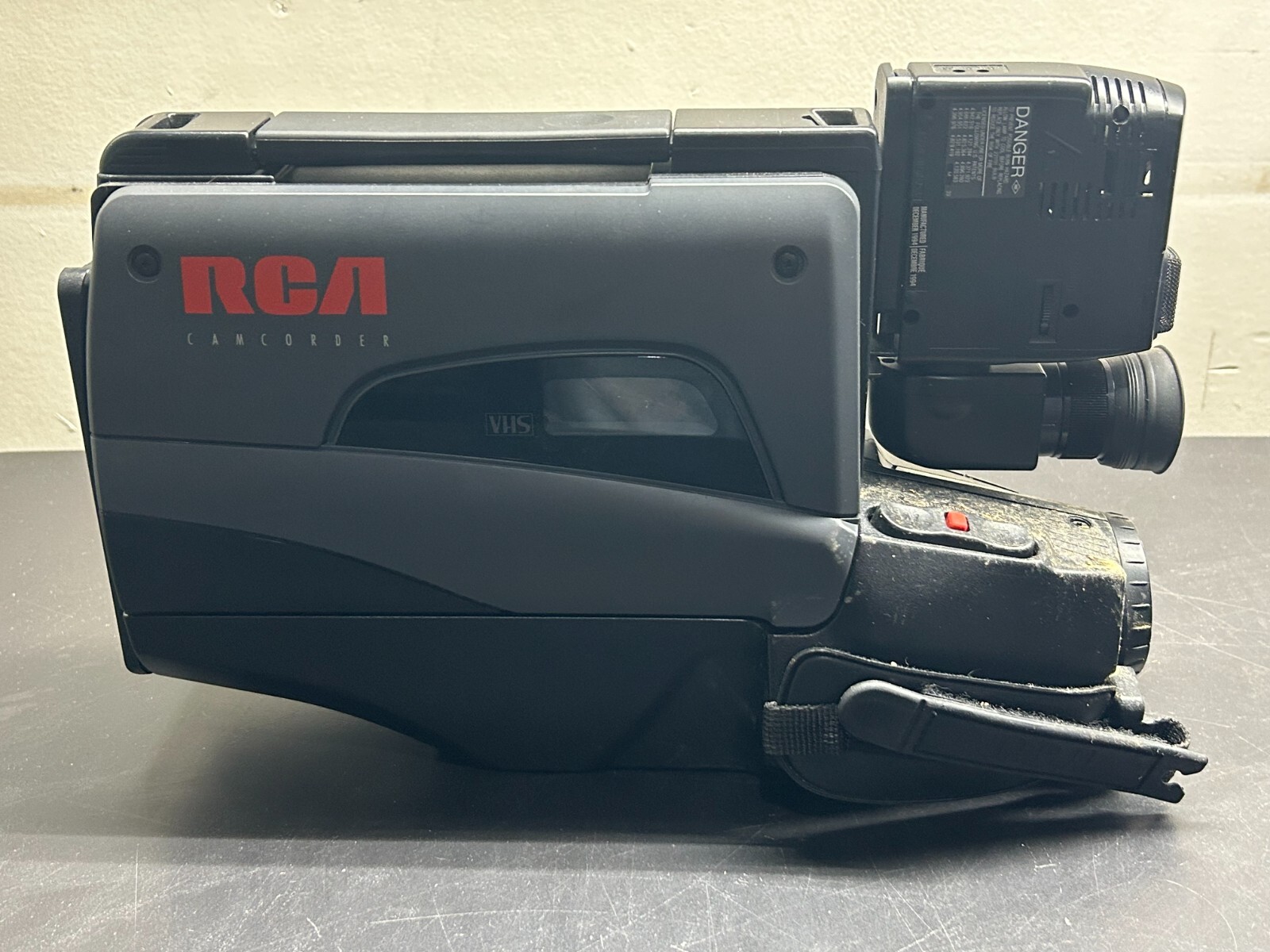 VINTAGE RCA CC547 CAMCORDER VIDEO CAMERA COLORVIEW UNTESTED | eBay
