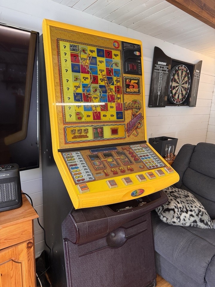 Arcade Machine/Slot Machine | eBay UK
