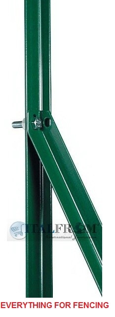 Steel green diagonal posts for T posts for wire mesh fencing 25x25mm ...