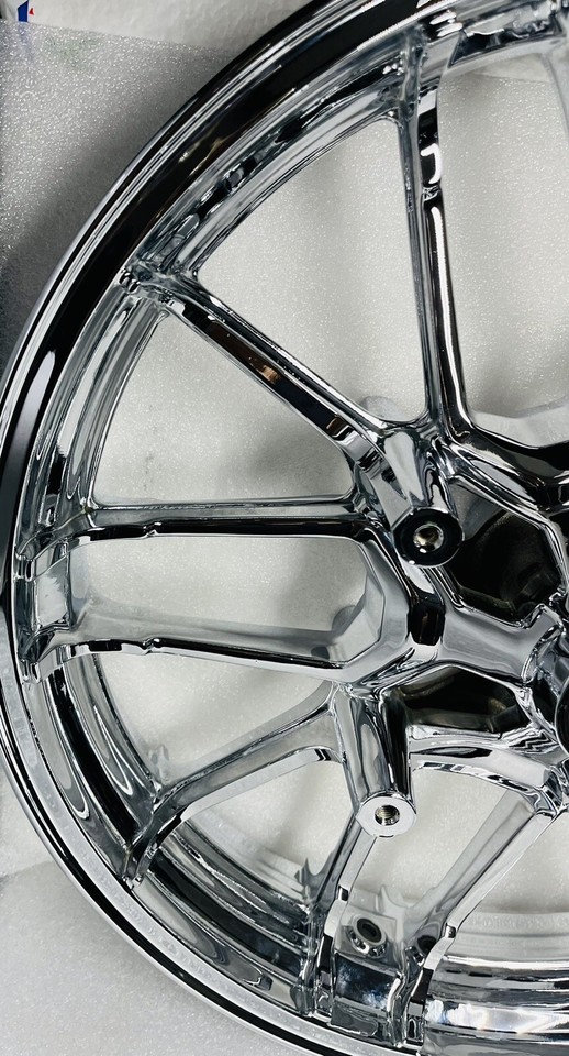 Indian INDIAN CHALLENGER chrome Wheel FRONT OEM 2020 -24 MAG Rim 19 ...
