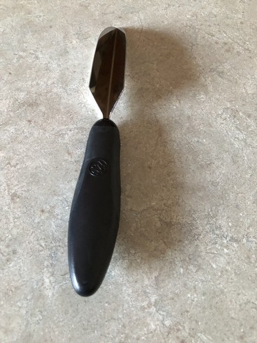 Pampered Chef V Shaped Cutter EUC! Version #2 | eBay