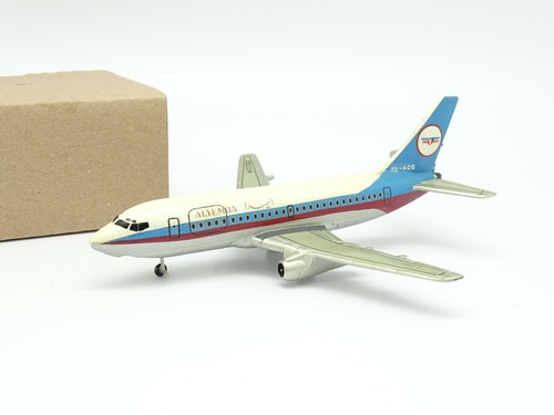 ERTL Métal Avion Airlines 1/400 - Boeing 737 Alyemda | eBay