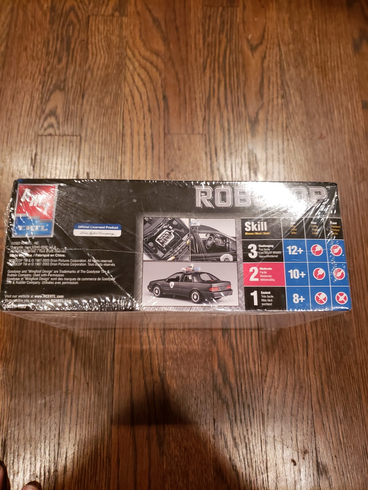 AMT/ERTL Robocop ROBO I POLICE Detroit CAR Model Kit 1:25 SEALED D8 | eBay