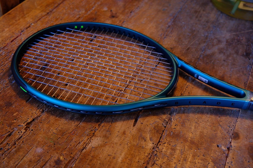 Wilson Blade 100L V9 FRM 3, 4 3/8” Grip, Tennis Racquet | eBay