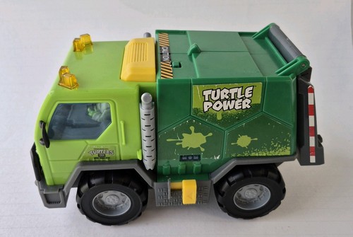 Teenage Mutant Ninja Turtles Thrash N' Battle Garbage Truck With Lights ...