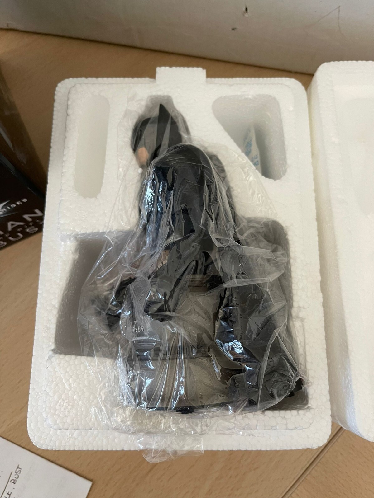 The Dark Knight Rises Batman With Emp Rifle Bust By DC Comics ...