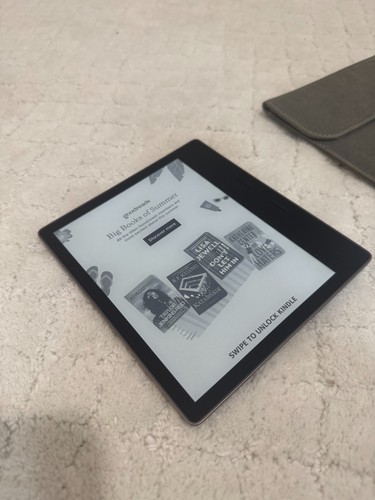 Excellent Condition -Amazon Kindle Oasis (9th Gen) 8GB, Wi-Fi, 7in ...