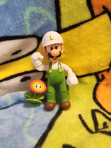 World Of Nintendo Fire Luigi 4" Figure | eBay