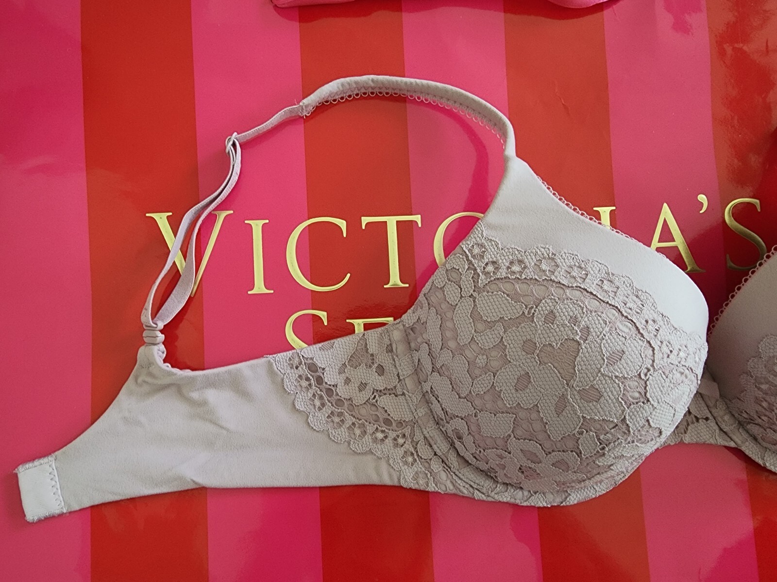 NWT-Victoria's Secret Body By Victoria Lined Perfect Coverag bra - 34C ...