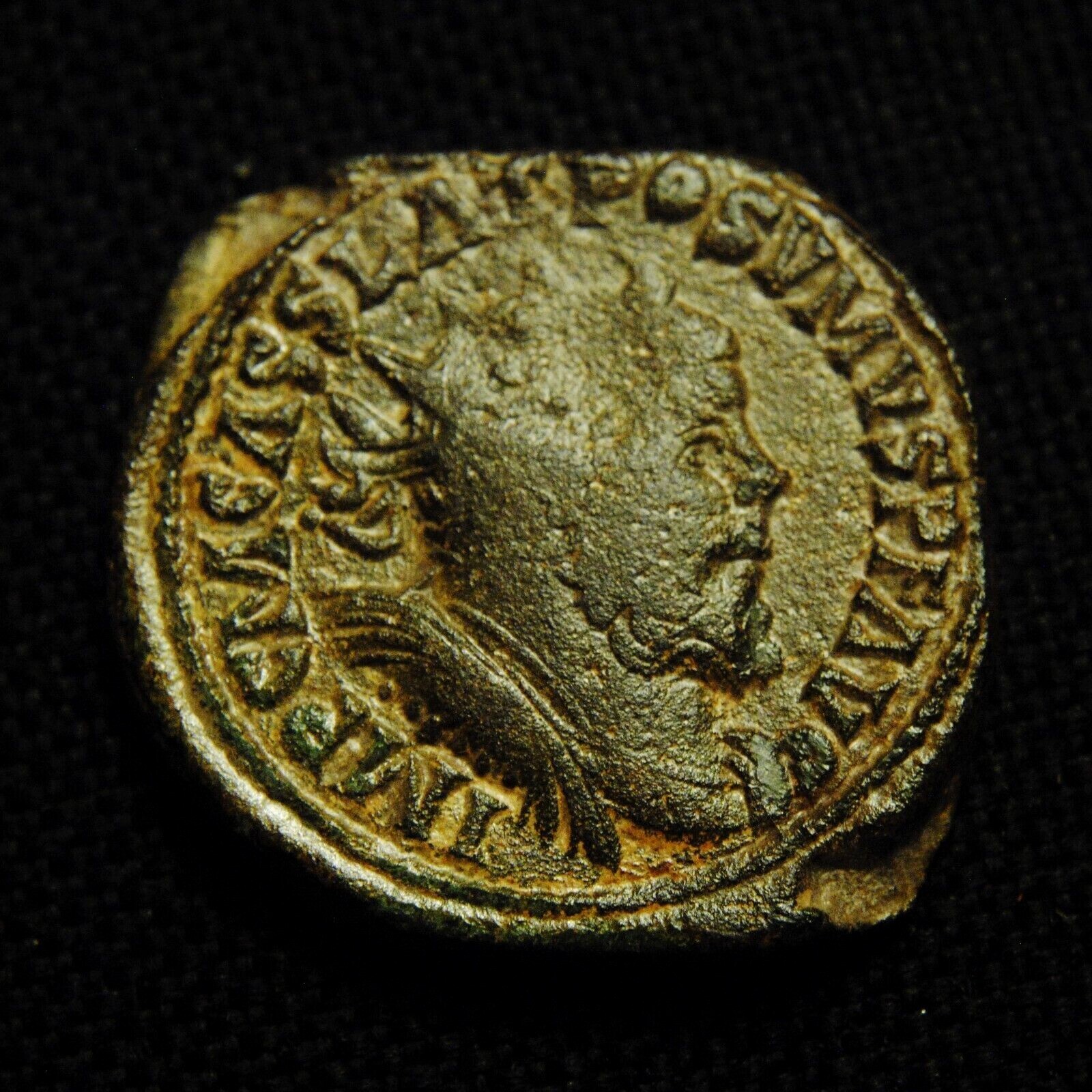 Æ Dupondius Emperor Postumus Rv LAETITIA AVG Prow 12.01 grs 26-7mm ...