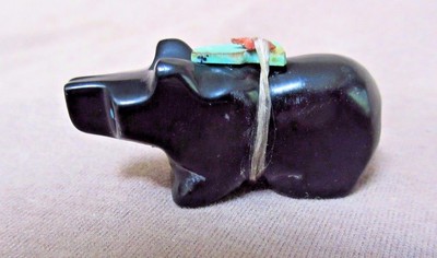 Indigènes Américain Zuni Noir Jet Ours Avec / Pack Fétiche Par Elroy ...