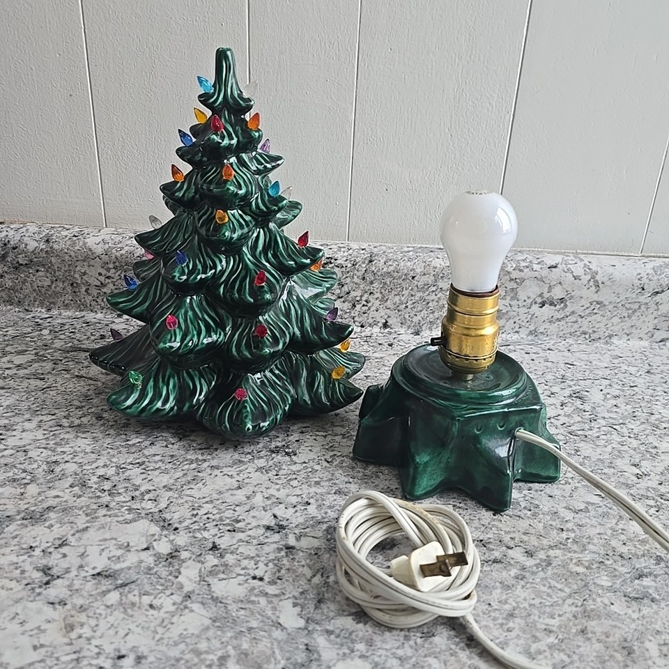 Vintage 1974 Atlantic Mold Ceramic 13 inch Christmas Tree W/Base Light ...