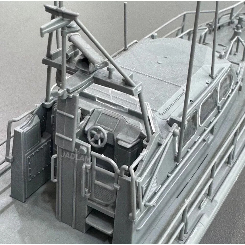 Airfix RNLI Shannon Class, Plastic Model Lifeboat kit. 1-72 Scale ...