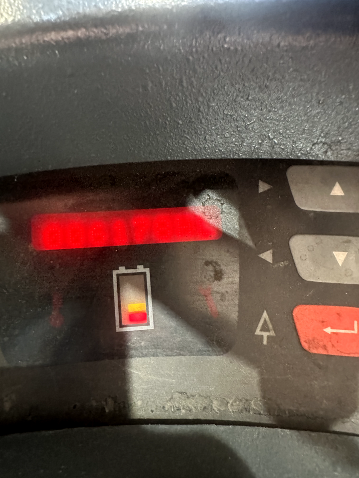 2014 Raymond 425-C40TT Forklift - Stand Up Electric Dock Stocker - 6178 ...