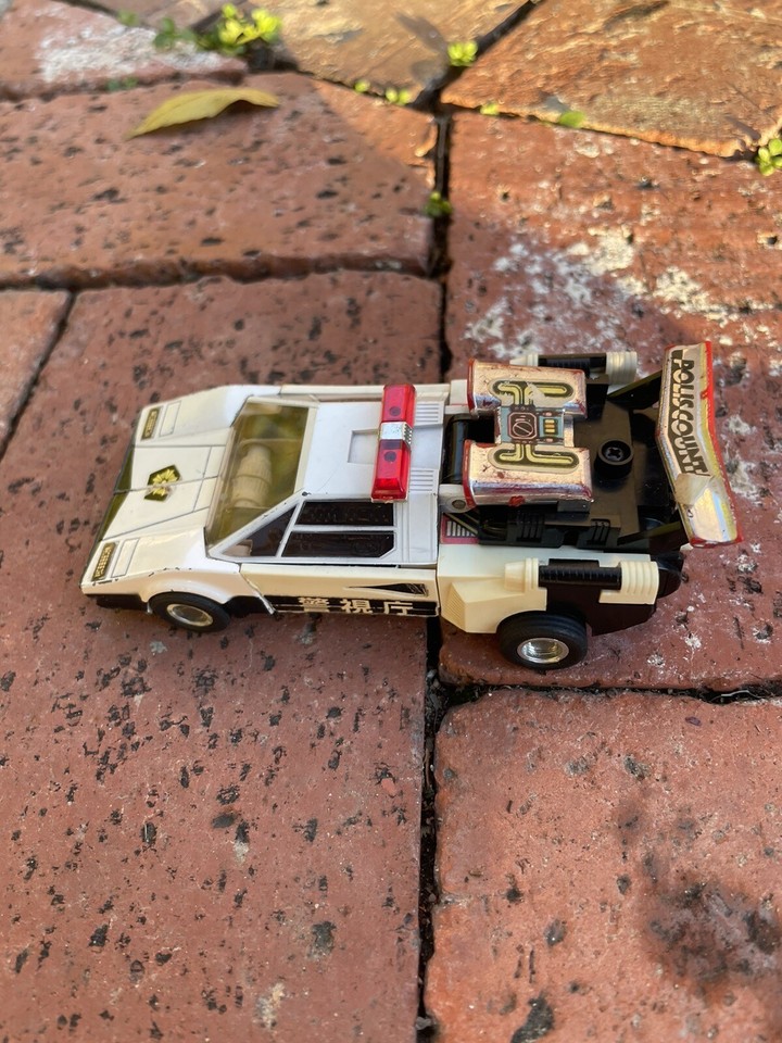 Transformers Police Sunstreaker Diaclone Vintage G1 Takara Countach ...