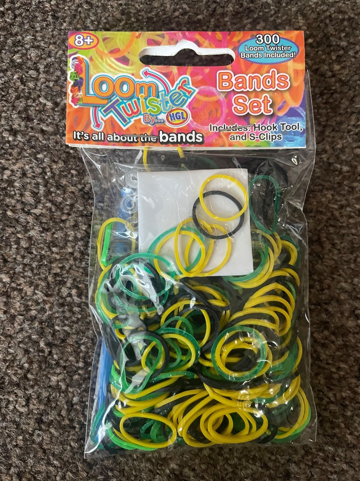 Loom Bands by HGL - 1x Packet of x300 Bands incl. plastic hook tool and ...