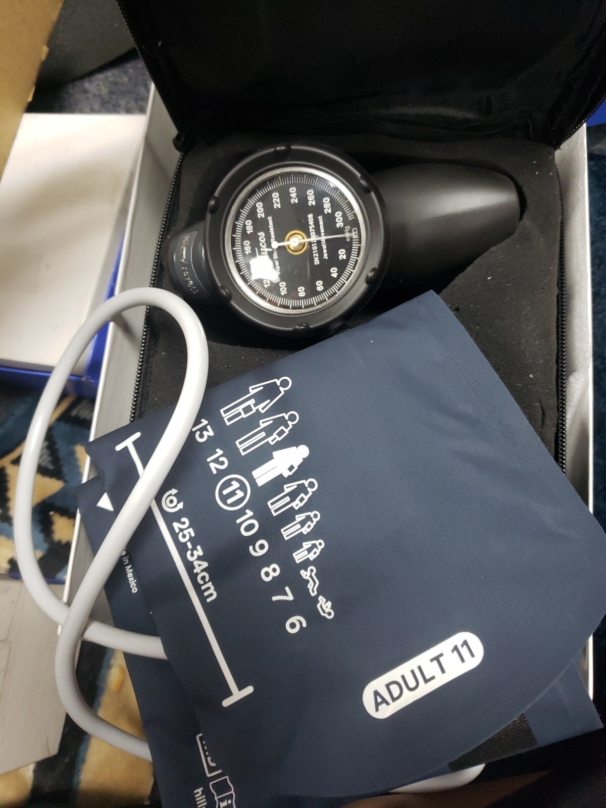 WELCH ALLYN HANDHELD BP GAUGE AND ADULT CUFF DS58-11 | eBay