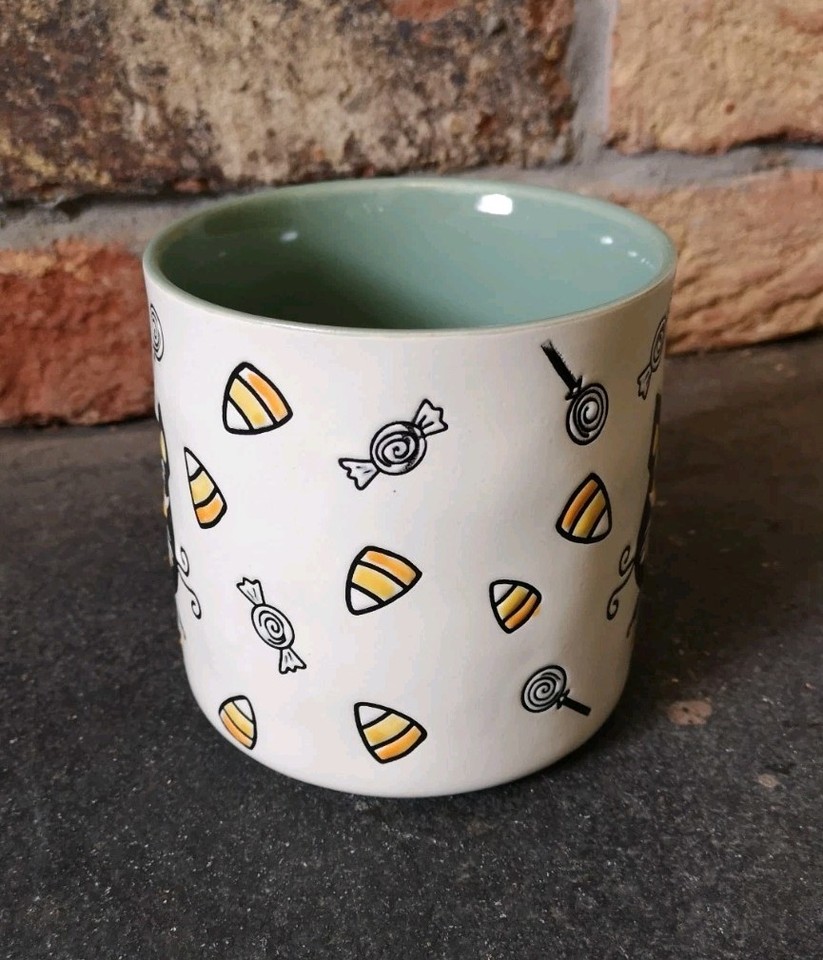 Tk Maxx Homesense halloween Vintage Style Cup Mug smiling cat Halloween ...