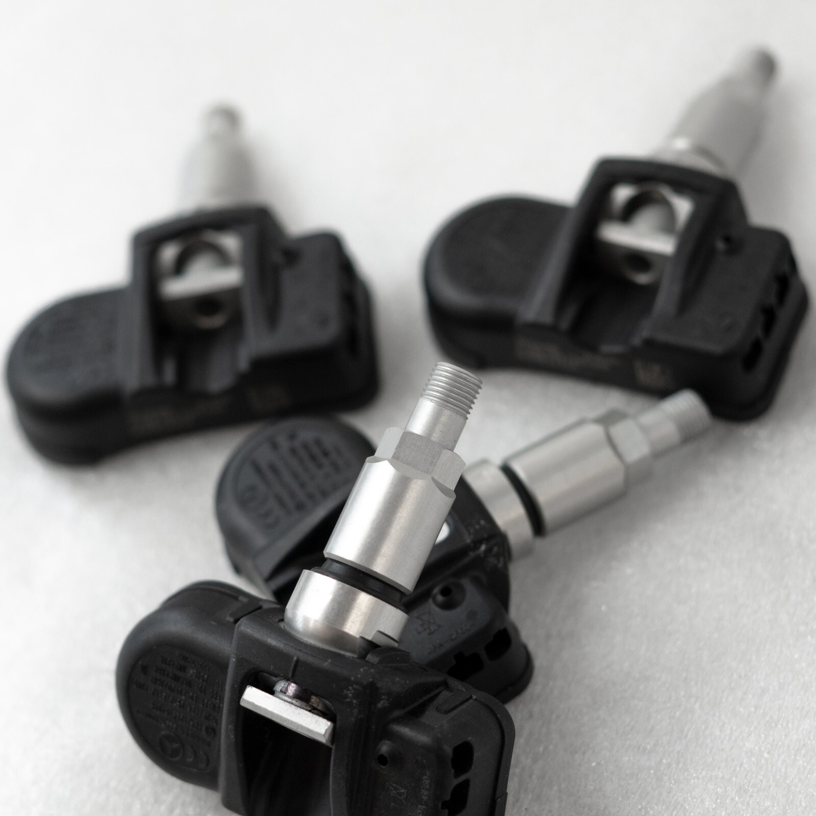 Mercedes AMG ML63 GL63 S63 SL63 Sprinter OEM Genuine Tire TPMS Sensor ...