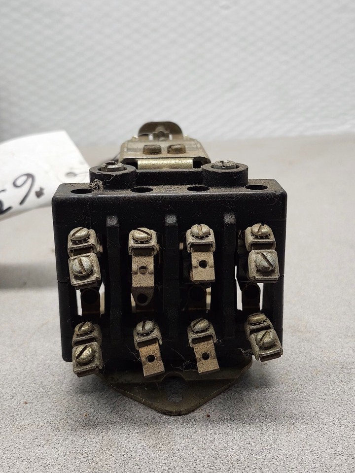 USED Square D Ser B Machine Tool Relay 110/120V 50/60Cy Coil 8501-A0-40 ...