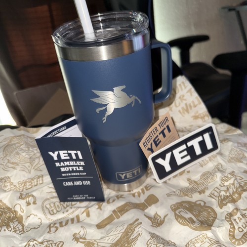 YETI Rambler 35 Oz whit Straw Lid and handle - New w/Tags Nordic Blue ...